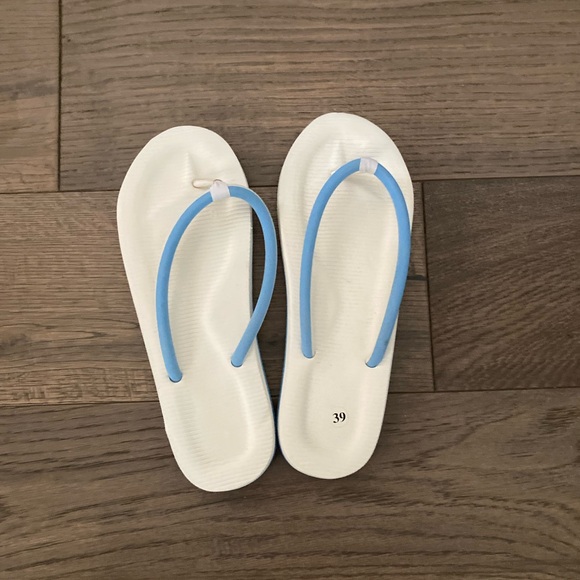 Shoes | Beach Surf White Sky Baby Blue Flip Flops Sandals Foam Ridge ...
